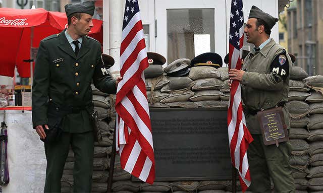 Checkpoint Charlie - A passagem fronteiriça mais famosa
